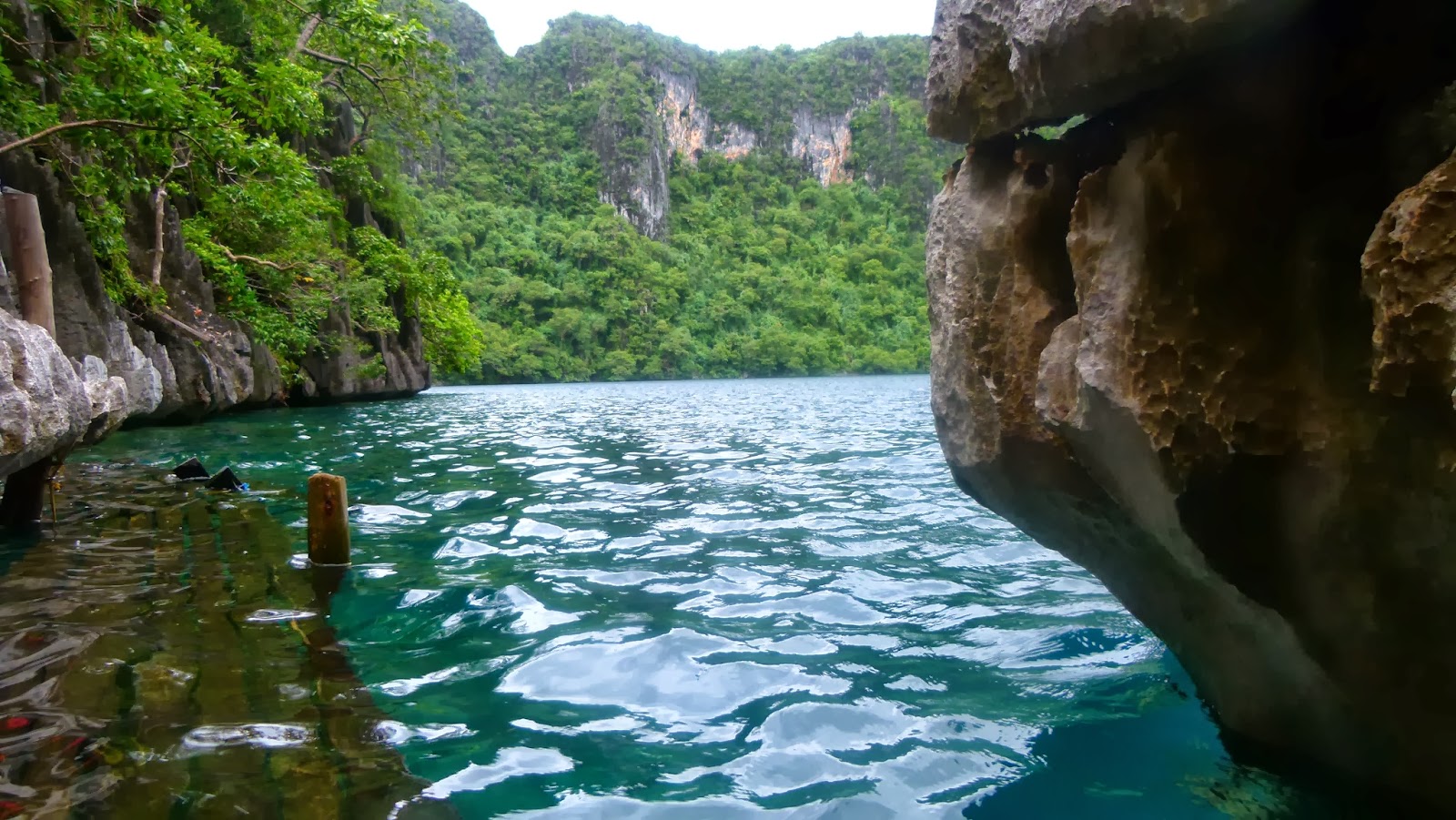 THE LAKES OF CORON, PALAWAN: KAYANGAN AND BARRACUDA - Lakwatserong Tsinelas