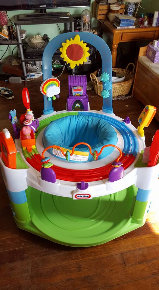 Little Tikes Discover & Learn Activity Center {Holiday Gift Guide ...