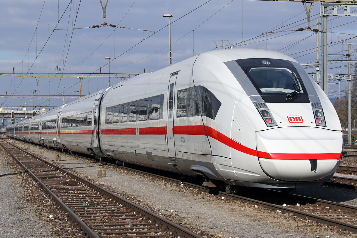 Planes and Trains - Trains