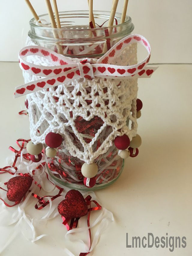 A Valentine Hearts Mason Jar Crochet Pattern: Made with Love | Lmc Designs