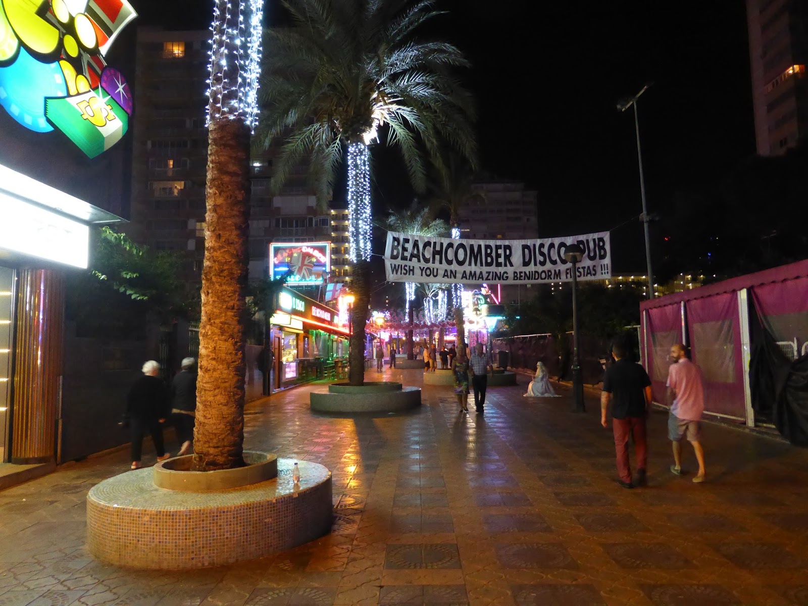 visit benidorm: Nightlife in Benidorm