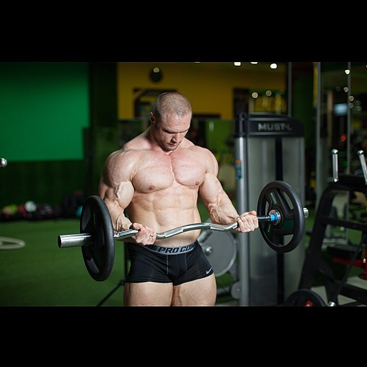 Bodybuilder Muscle Worship: Arkady Velichko Russian IFBB Bodybuilder