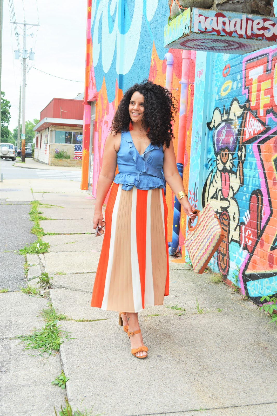 Curlybyrdie Chirps: Colorful Vibes - Mild Style