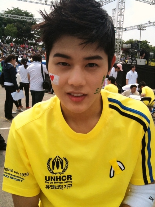 annyeonghaseyo : profil kim Dong Jun ZE:A