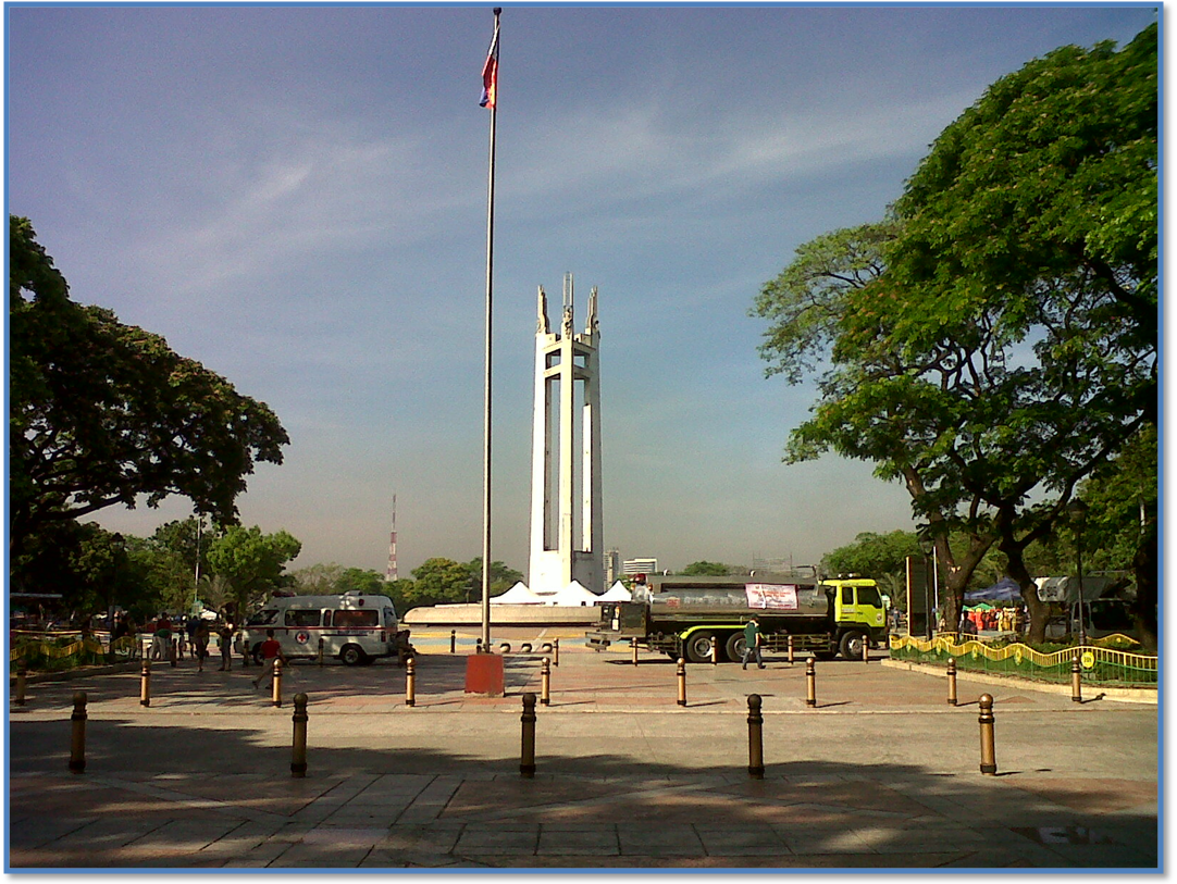 AngelCent: The Quezon Memorial Circle