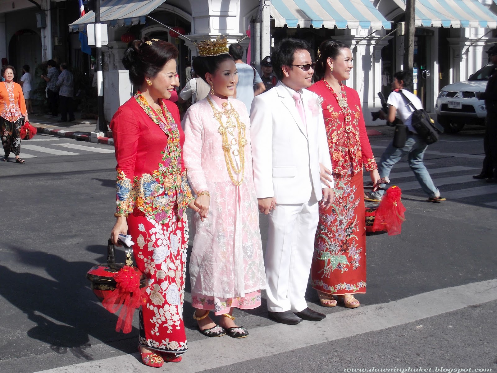 Dawn in Phuket: Phuket Baba Wedding