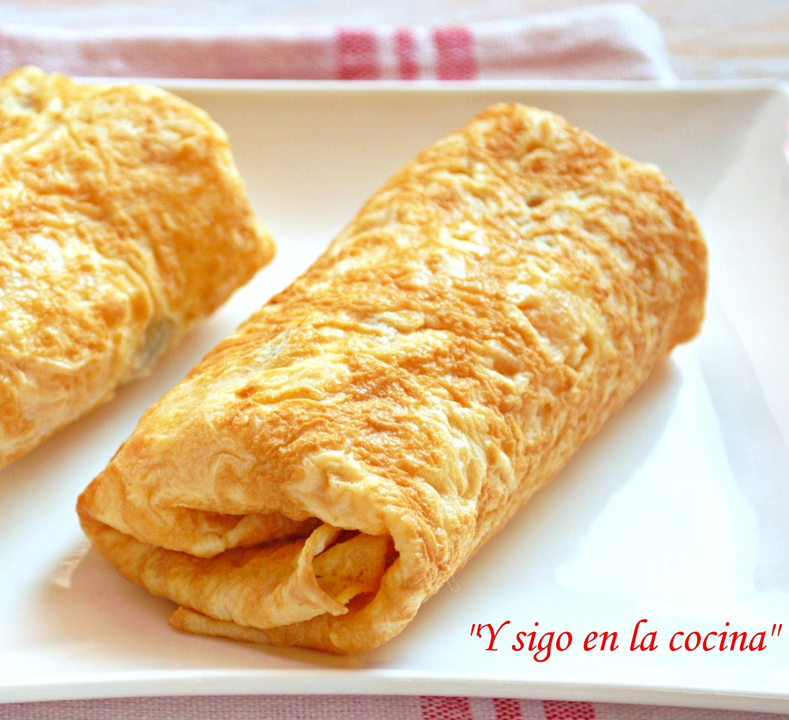 y sigo en la cocina: Fajitas de tortilla francesa rellena de arroz