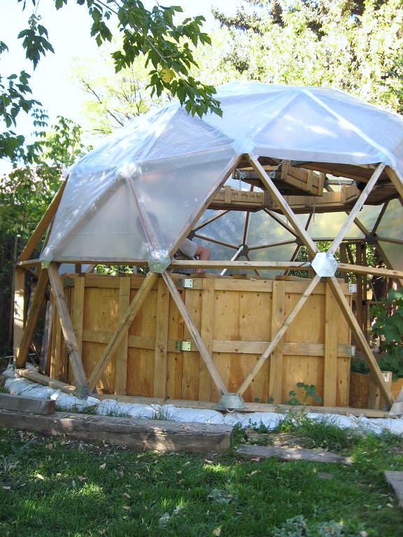 Bicycle Kitchen: Aquaponic Geodesic Dome Green House