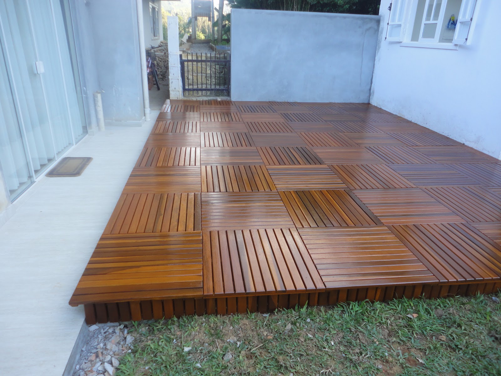 Decks de Madeira: Deck de chão (modelo em xadrez)