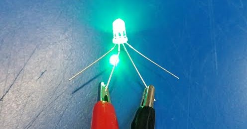 MICROLOG: ¿CÓMO DIFERENCIAR UN RGB DE CÁTODO COMÚN Y UN RGB DE ÁNODO COMÚN?