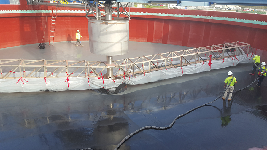 Πολυουρία Fosroc Polyurea WPE σε δεξαμενές μπετόν για προστασία από ...