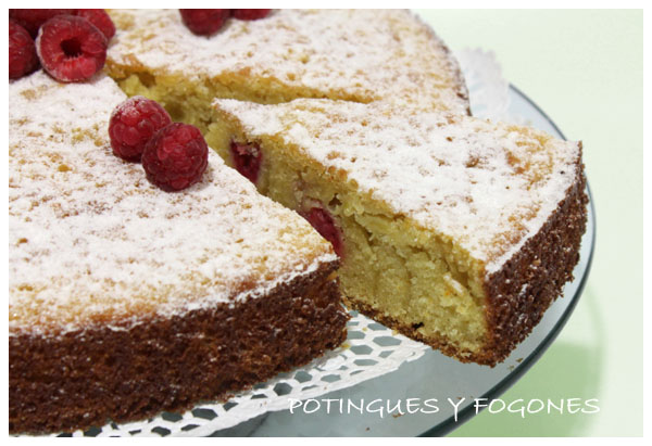 POTINGUES Y FOGONES: Bizcocho de frutas