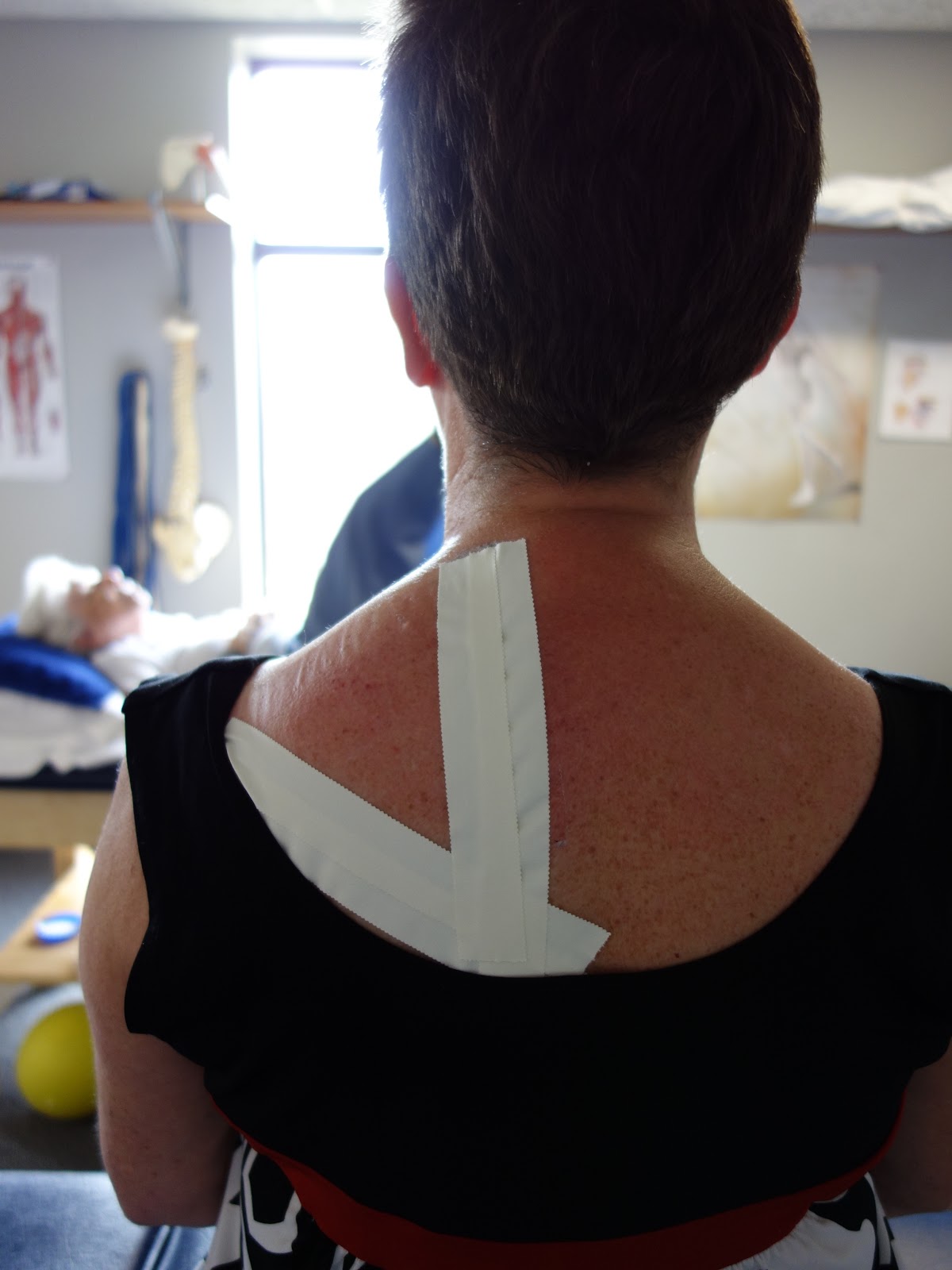 Scapular Taping for Postural Awareness | Modern Manual Therapy Blog ...