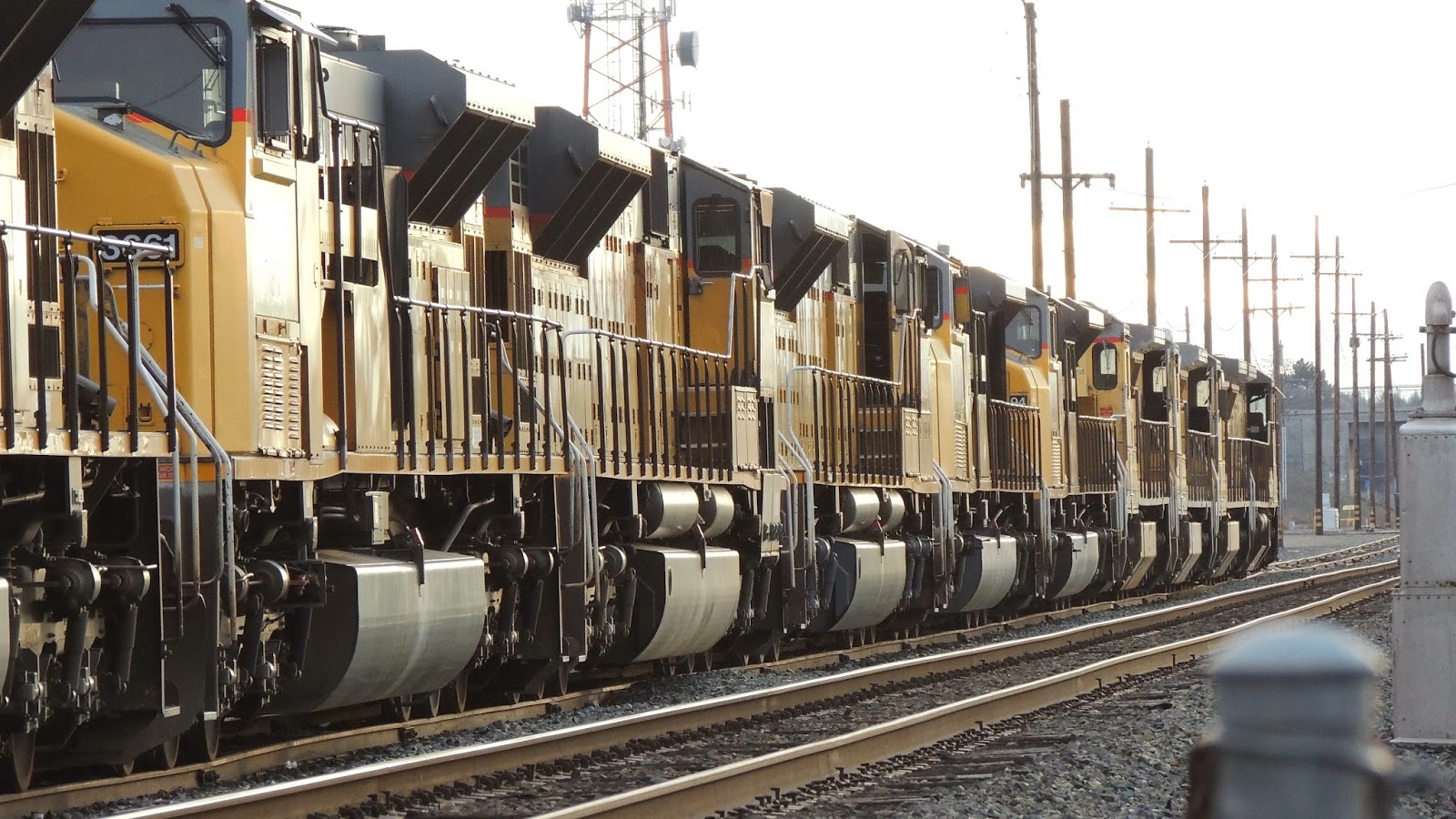 Milepost 154: A Train Blog: Revisiting the Roseville Yard -- and UP's renumbering of the ...