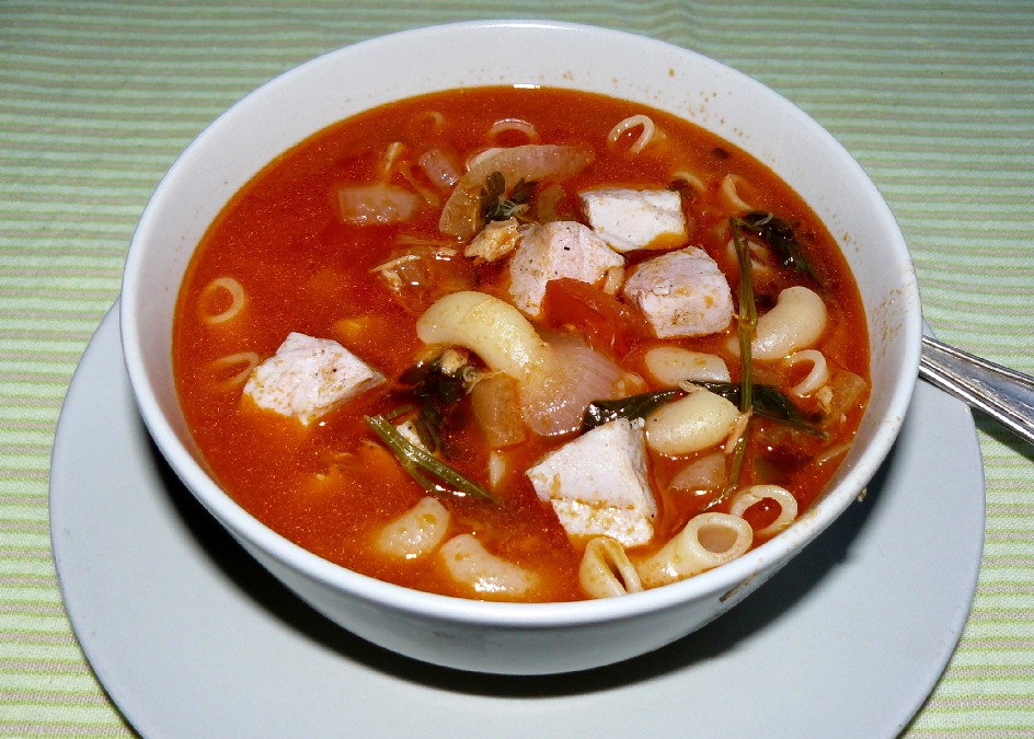 Outras Comidas: Sopa de atum com ventresca