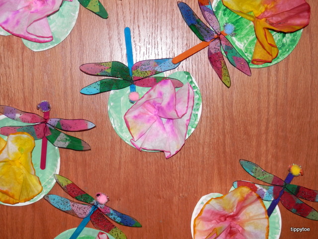 Tippytoe Crafts: Dazzling Dragonflies
