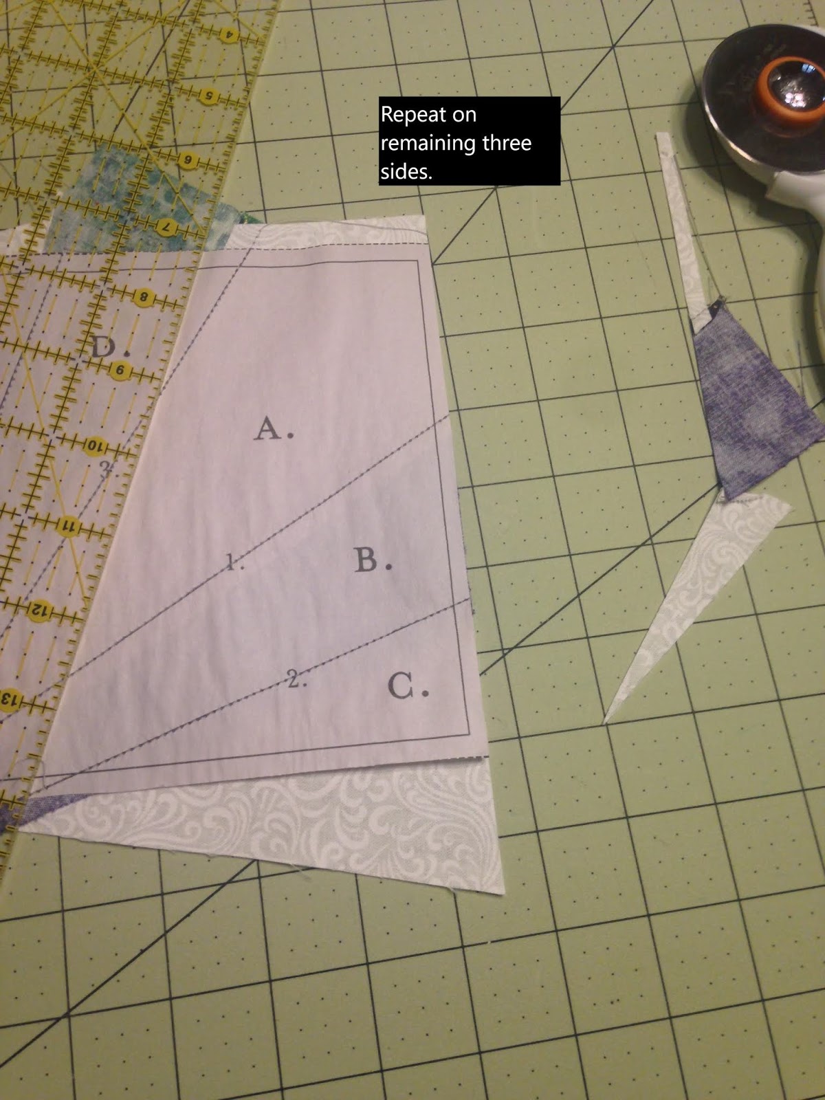 Tutorial: Paper Piecing Endless Chain Quilt Block