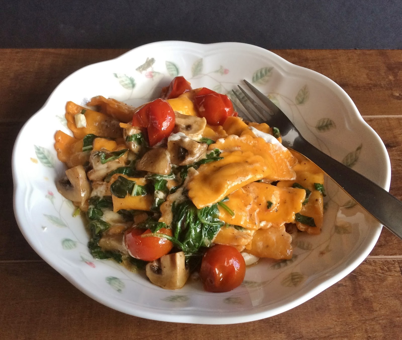 My Tiny Oven: Butternut Squash Angelotti with Roasted Tomatoes & Mushrooms