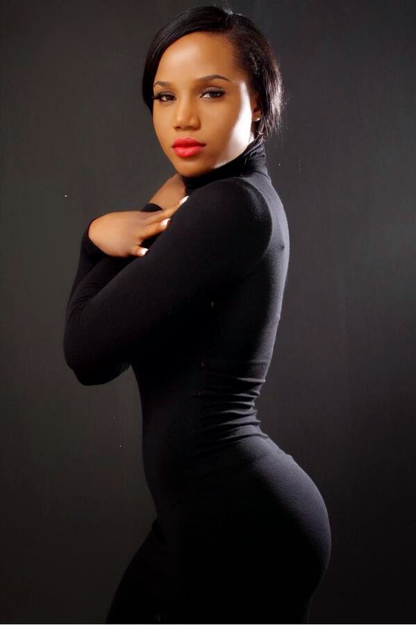 Maheeda New photos - Looking Decent - The Click Styles