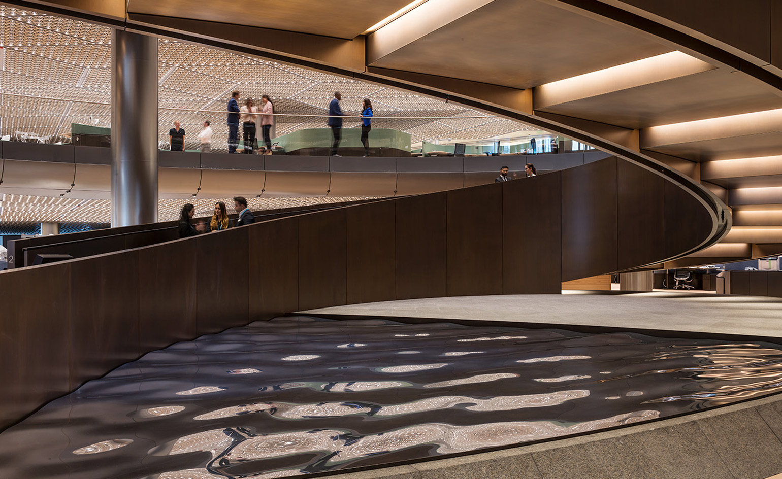 PRANCHETA DE ARQUITETO: RAMPA HELICOIDAL: BLOOMBERG HQ, LONDON