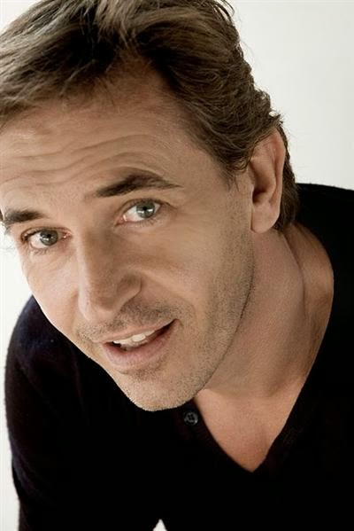 La ficha rosa del trivial: Entrevista al actor Ángel Hidalgo