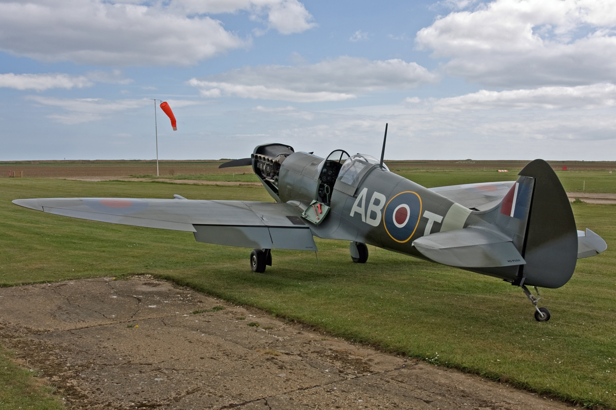 David Bladen's Aircraft Photos: North Coates - 12/05/13