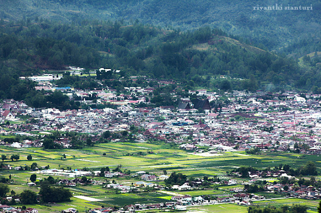 Daya Tarik Ibukota Tapanuli Utara: Tarutung - OBATAK