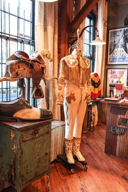 CHAD'S DRYGOODS: ANTIQUE ARCHAEOLOGY - AMERICAN PICKERS