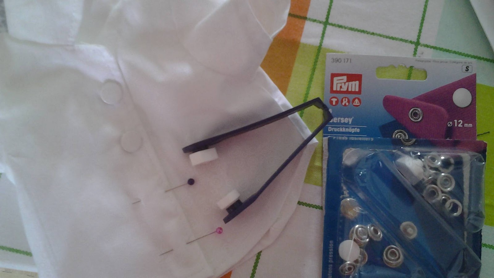 #SewAngelicCrafts: Using a sewing machine to make Annie trousers and a ...