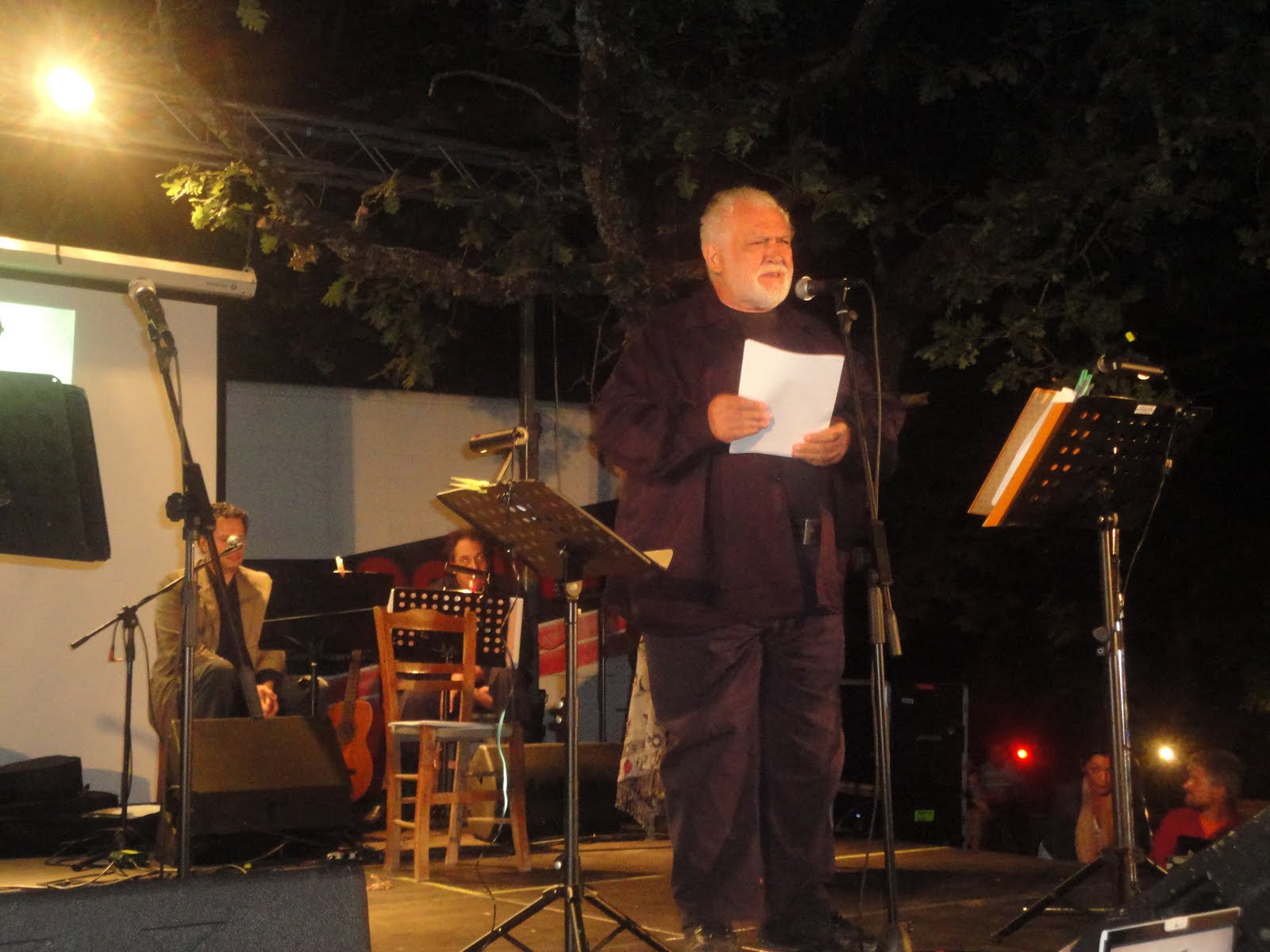 ΟΡΕΙΝΗ ΗΛΕΙΑ: ΣΥΝΑΥΛΙΑ ΧΡΗΣΤΟΥ ΛΕΟΝΤΗ ΣΤΟ ΠΟΥΣΙ ΣΤΗΝ ΟΡΕΙΝΗ ΗΛΕΙΑ