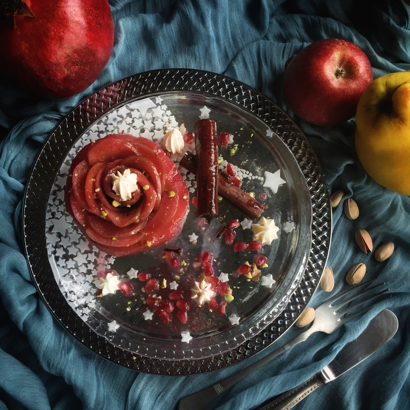 Gamze Mutfakta: Gül Elmalı Ayva Tatlısı