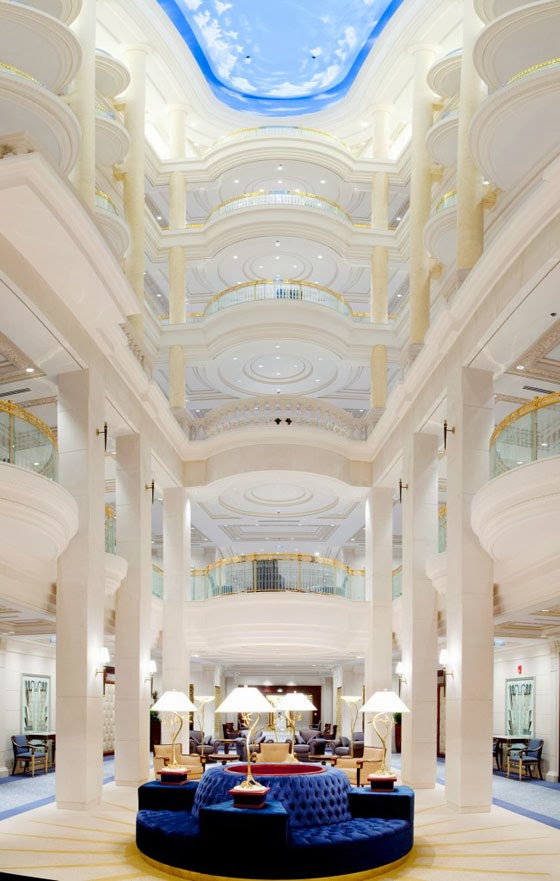 Passion For Luxury : The Ritz-Carlton Riyadh, Saudi Arabia