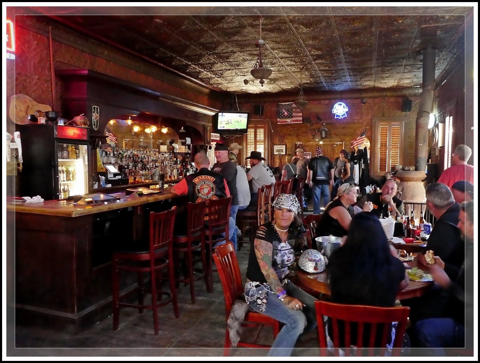 Ken's Photo Gallery: Pioneer Saloon - Synonymous with Goodsprings, NV