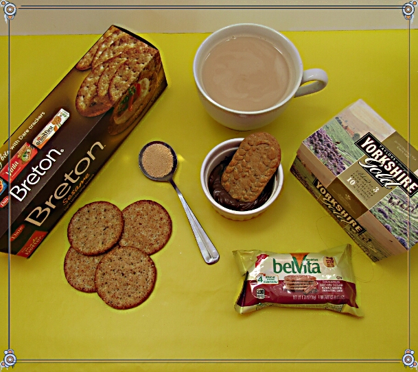 LA LA IN THE LIBRARY: BOOK BLOGGER HOP #11 - Favorite Reading Snacks