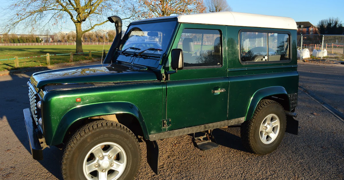 Landrover Defender: Land Rover Defender 90 300 TDi. British Racing ...