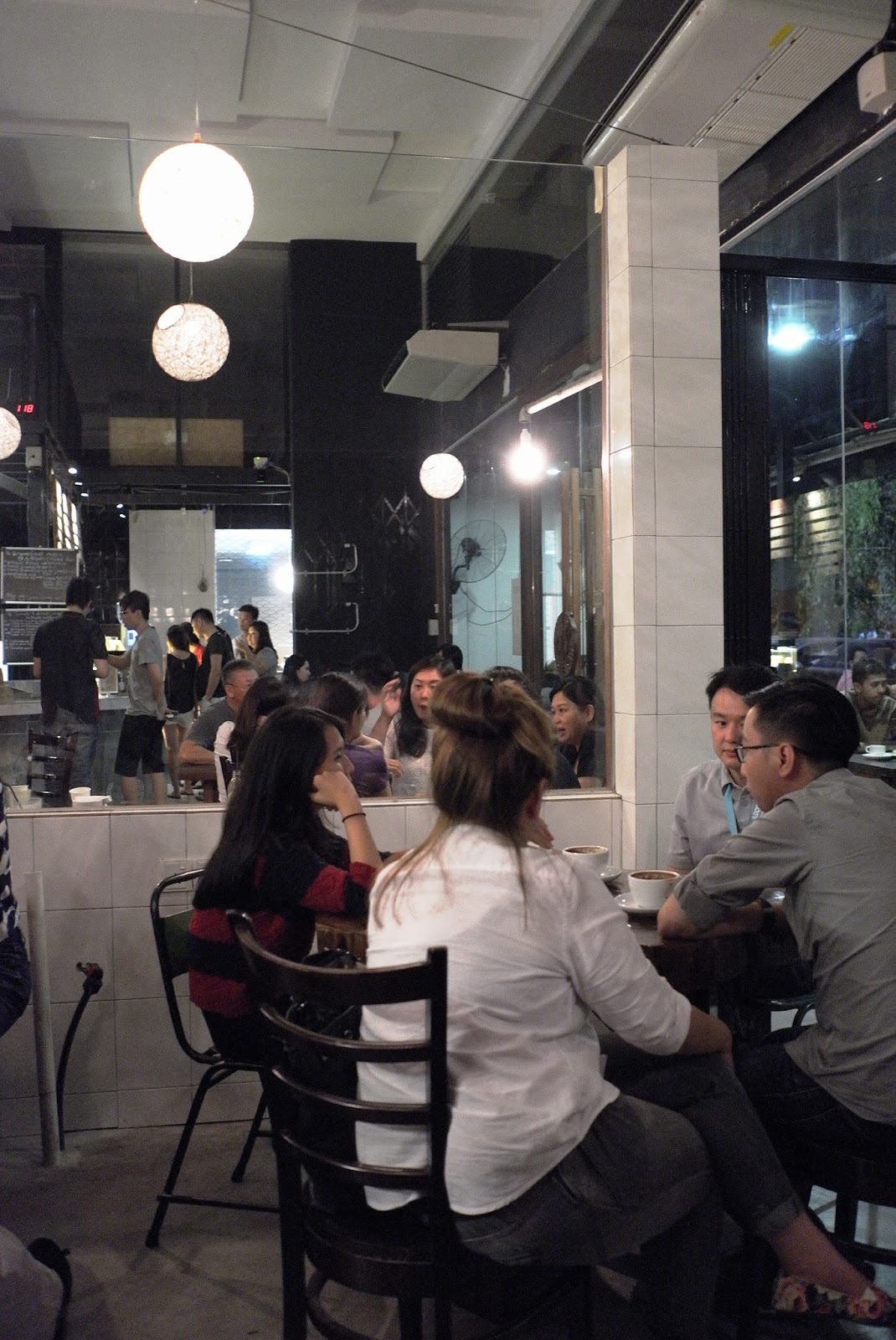 JE TunNel: ARTISAN COFFEE BAR in the Middle of Nowhere!