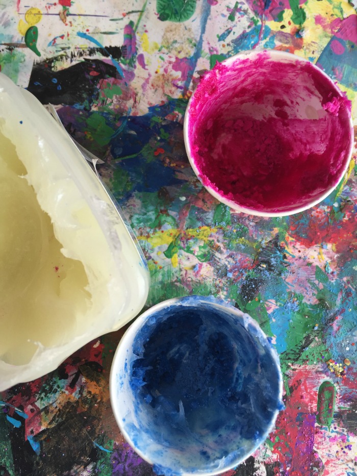 Mini Monets and Mommies: DIY Chalk Finger Paint: Creative Sensory Play