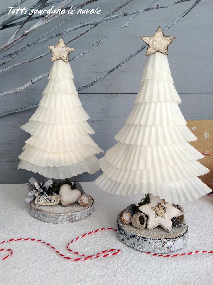 Lazy Chic Crafts: Easy and Elegant White Ruffle Christmas Tree Centerpiece