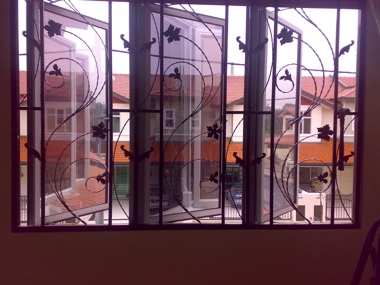 Low Iron Works: Wrought Iron Windows