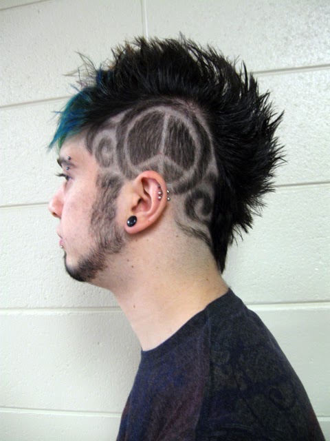 Bal.kating / Woede schedel ronde Bezel hanger vrije bal ketting ...