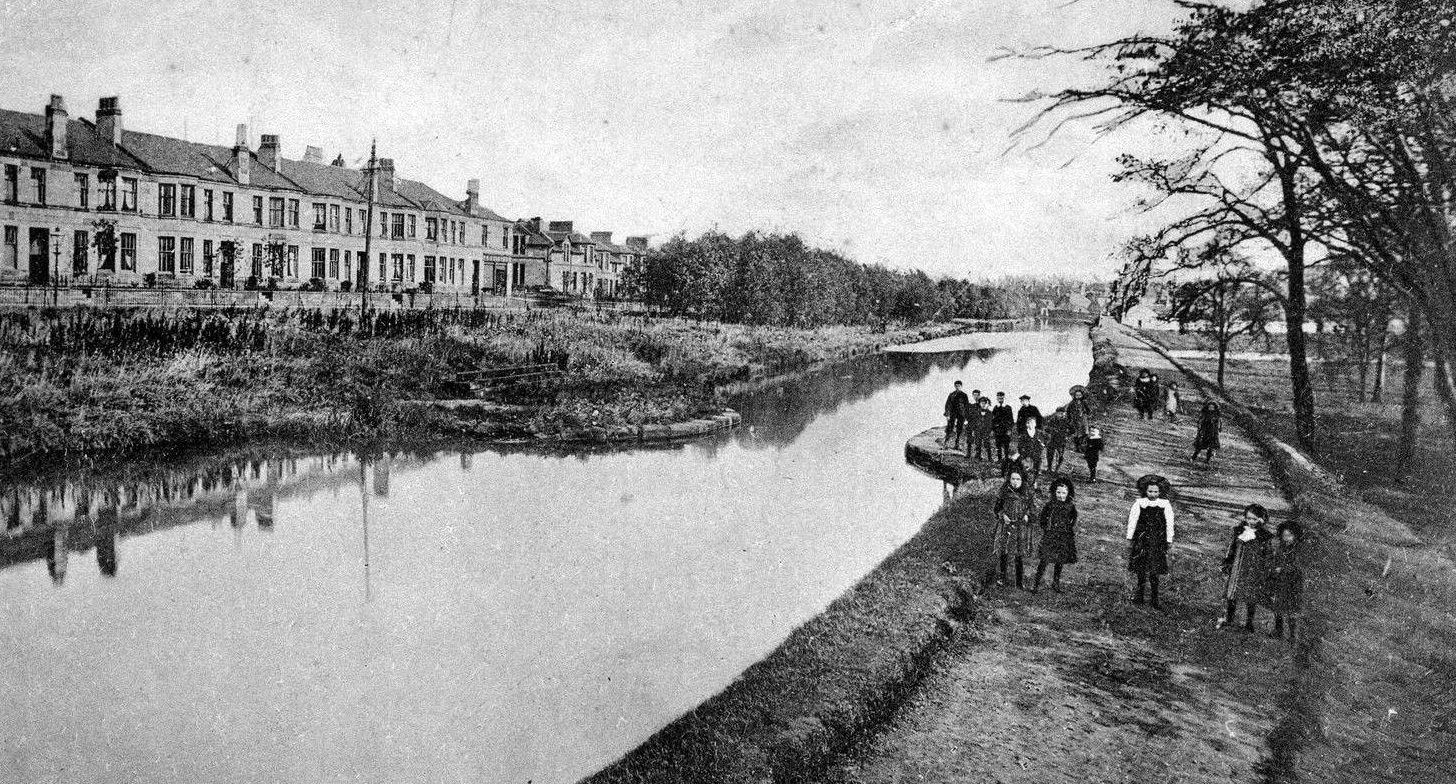 Tour Scotland: Old Photograph King Street And Canal Coatbridge Scotland