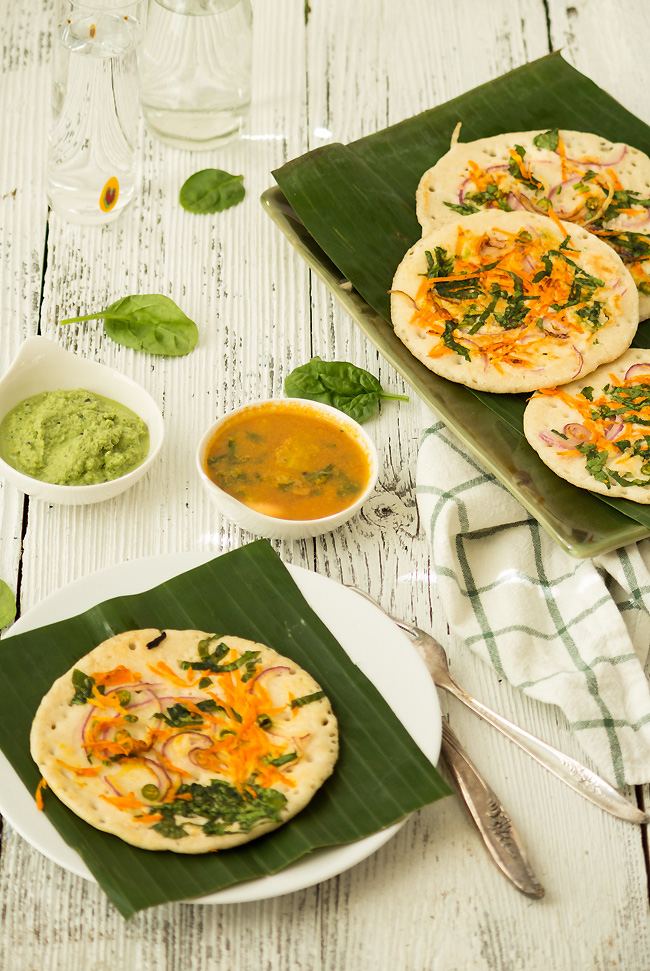 brown rice & oats utappam - A Bit Wholesomely