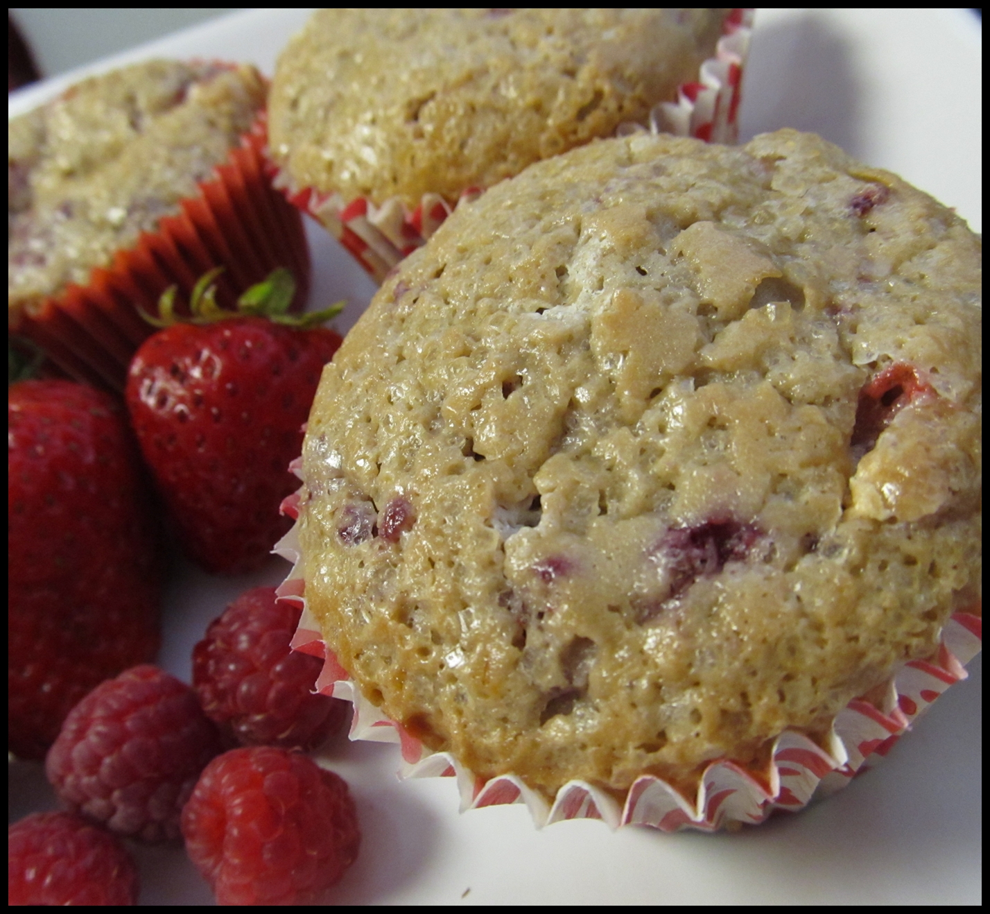 MOMS CRAZY COOKING: Raspberry Dream Muffins
