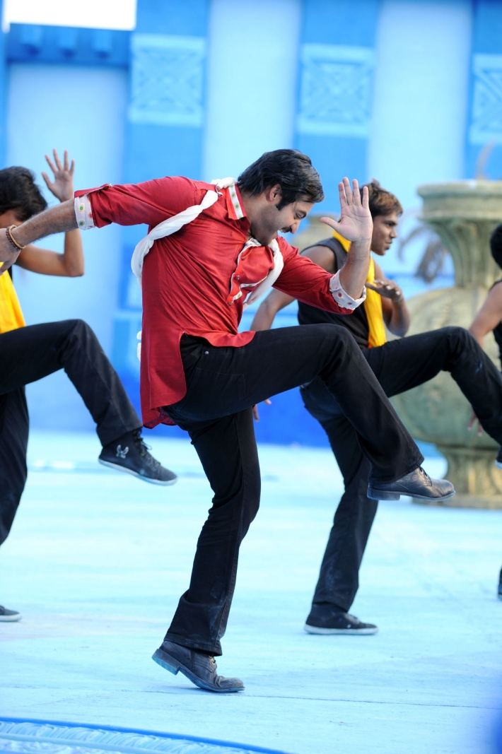 BUNGA TIDUR: Baadshah New Stills