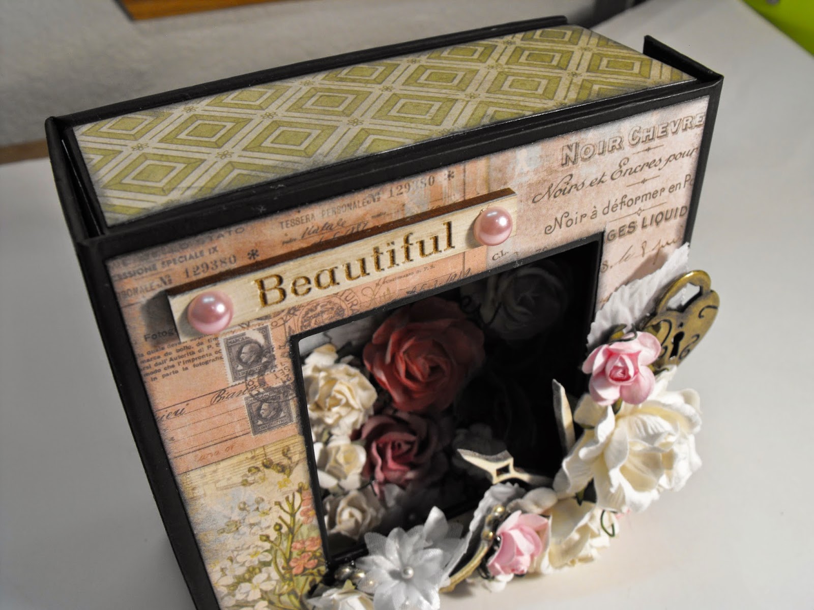 CorenesCreations: Graphic 45 Mixed Media Box!