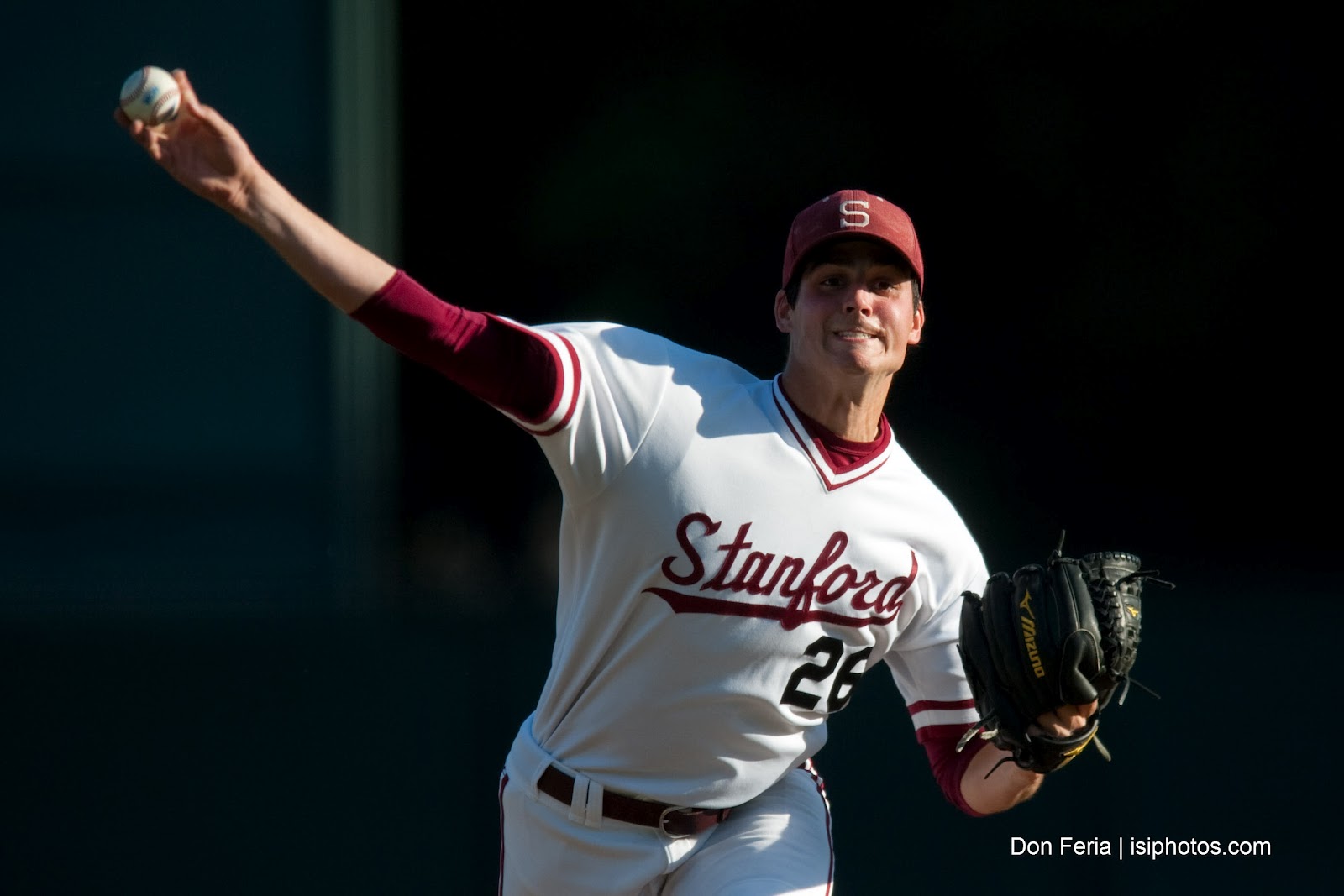 Black and Gold: Report: Star pitcher Mark Appel may return to Stanford