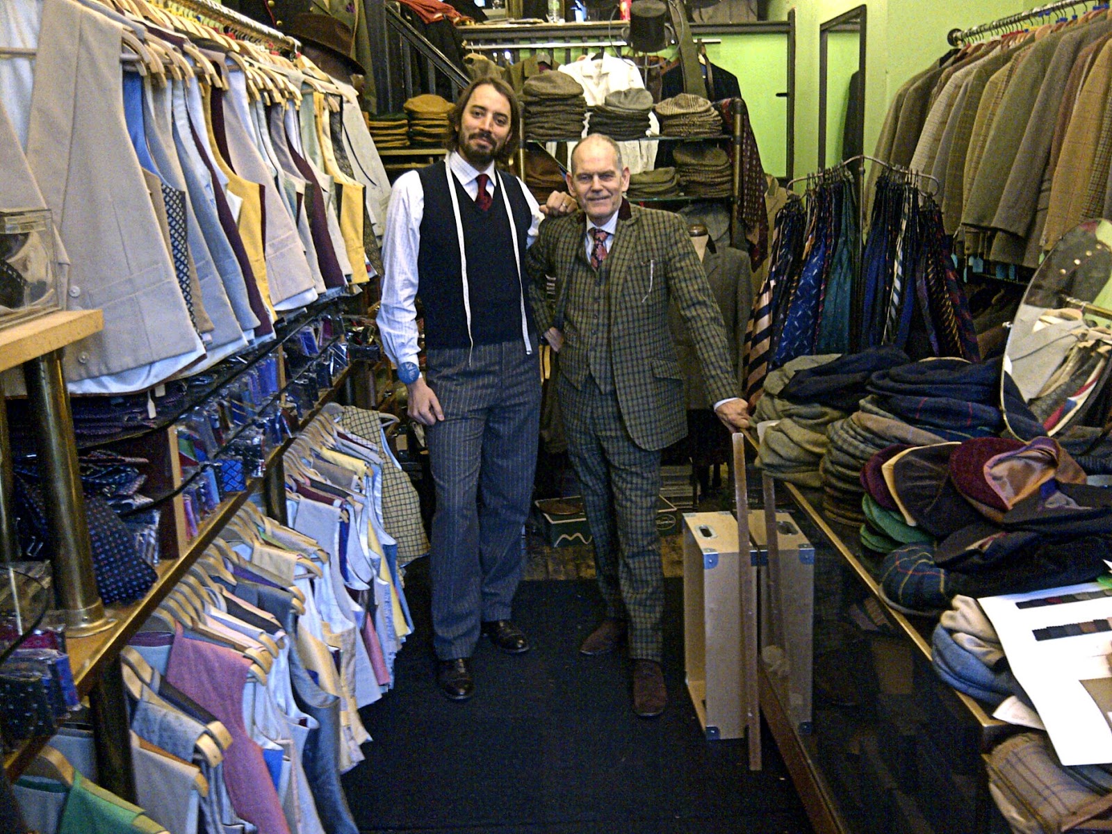 "Tweedland" The Gentlemen's club: Revisiting David Saxby at Old Hat on ...