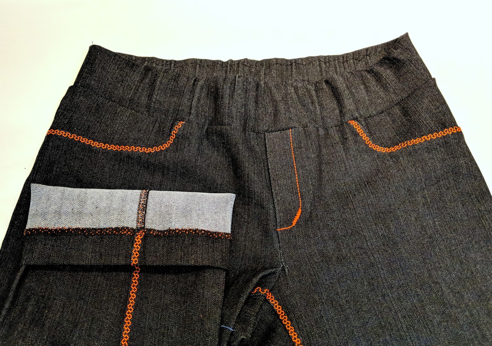 I believe I can sew...: A touch or orange - Jalie Eleonore and ...