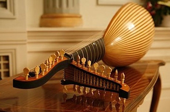 Fejér Szövetség honlapja: Vendégünk Kónya István lantművész