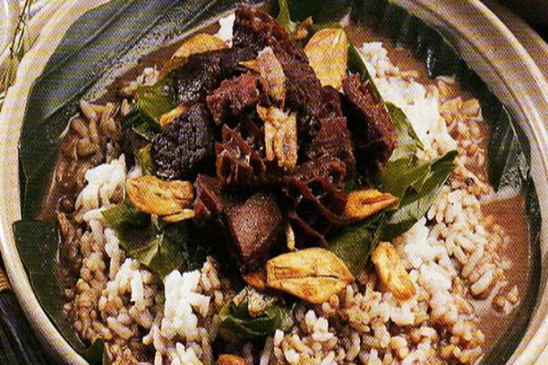 Nasi Pindang Khas Semarang, Cara Penyajiannya Yang Jadi Pembeda ...